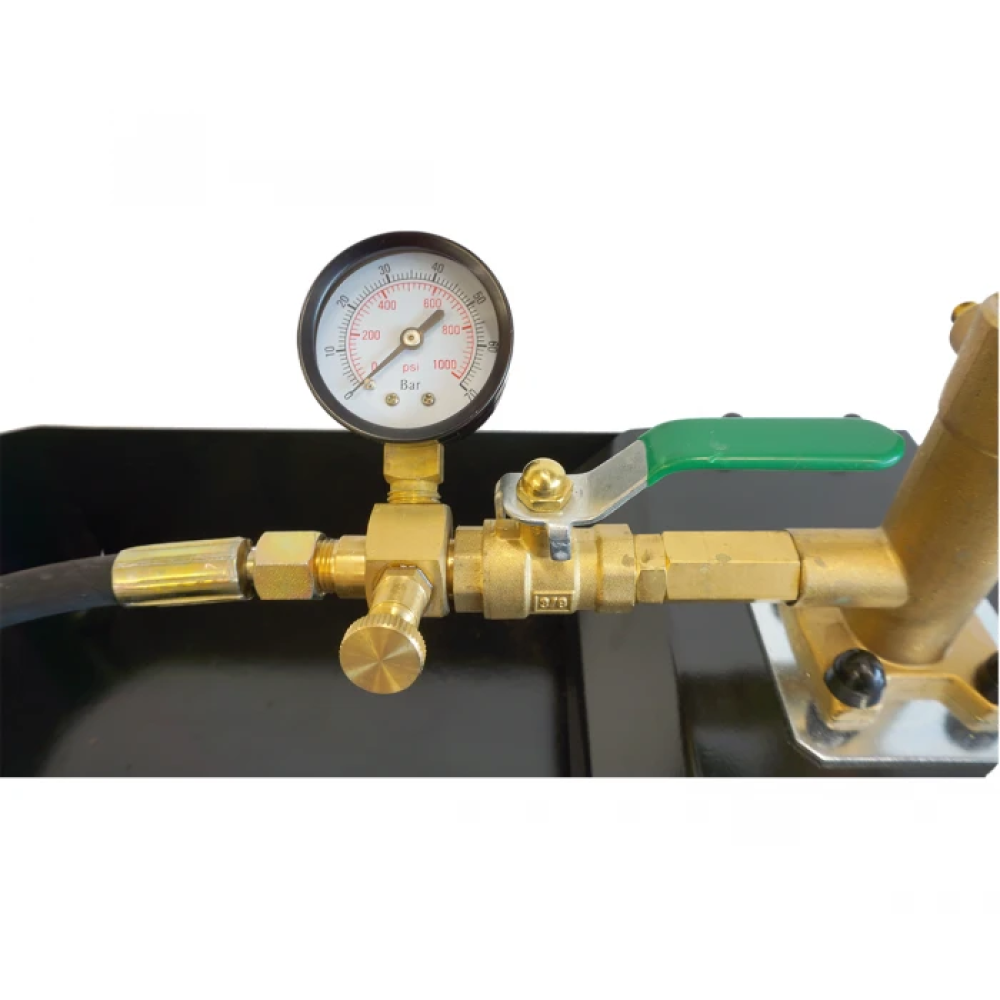 MEASURING EQUIPMENT : Manual pressure testing pump 60 bar ...